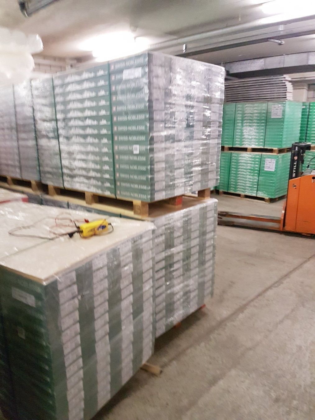 Laminat swiss Lifestyle 10 mm Fr. 12.90 m2 (Neu und originalverpackt ...