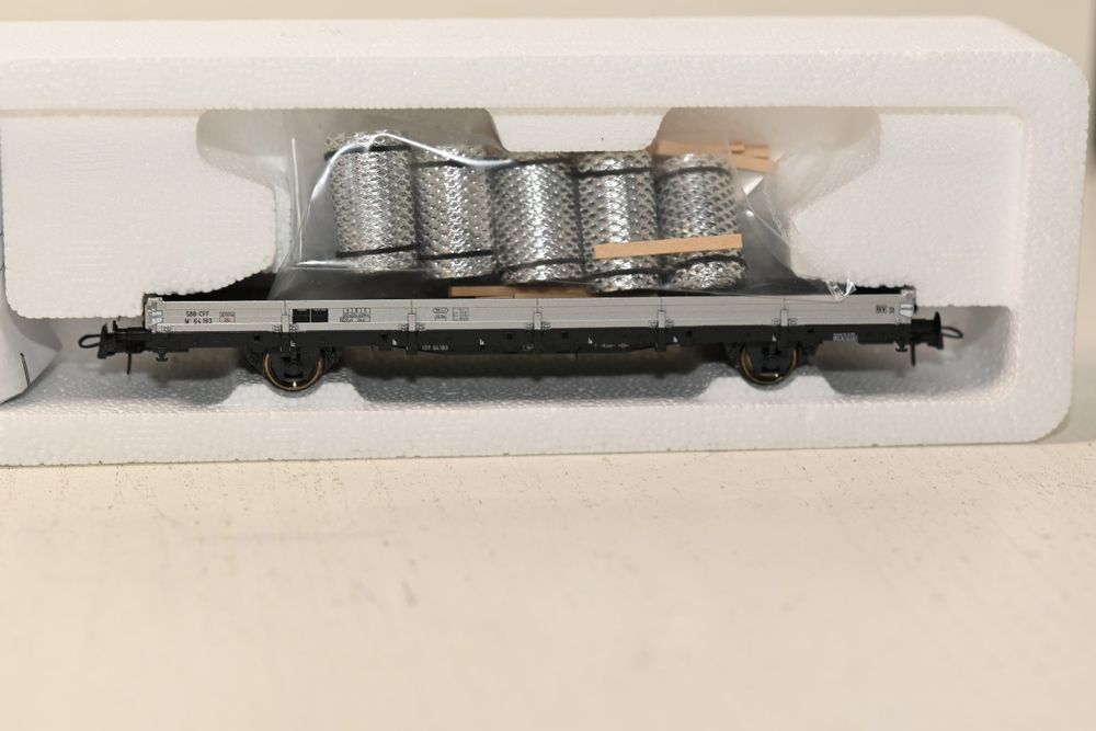 SBB Flachwagen mit Ladung Roco HO/DC mit OVP (Gebraucht) in Laupen ZH ...
