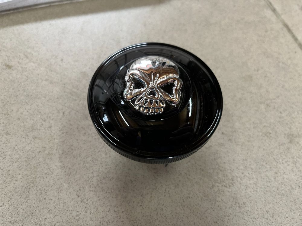 Harley Davidson Bouchon de réservoir / Skull tank cap | Kaufen auf Ricardo