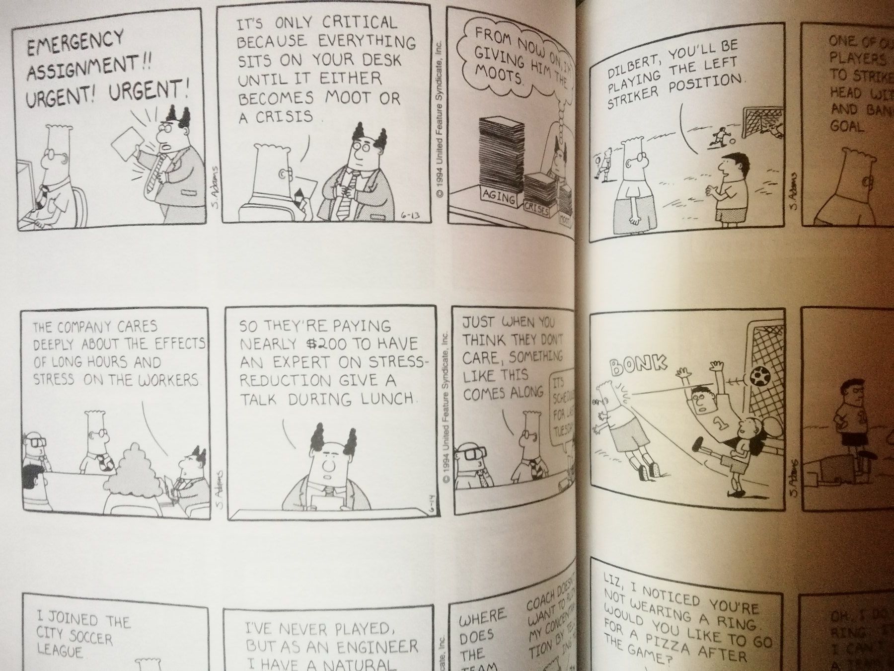 BD Dilbert "Fugitive" Scott Adams, Humour Bureau. In English (D ...