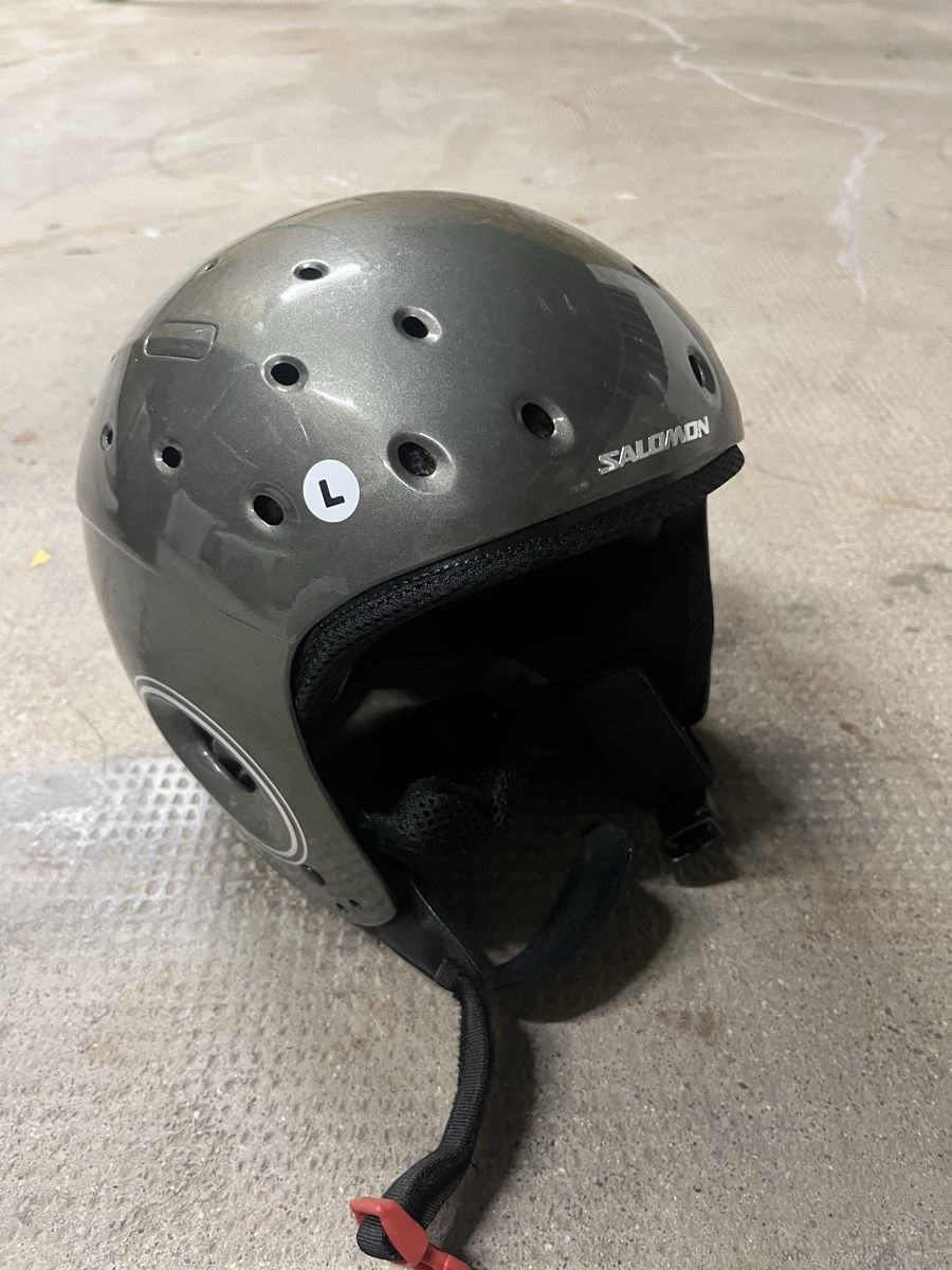 Salomon Skihelm, Band kaputt, Grösse L, Winter-Sale! (Defekt) in Murten ...