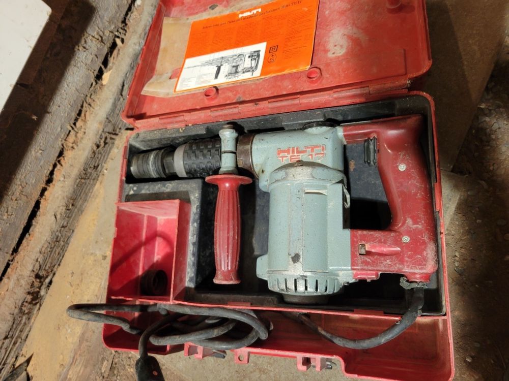 Hilti TE 17 Schlagbohrmaschine (Gebraucht) in Felsberg für CHF 91 – nur Abholung auf Ricardo kaufen