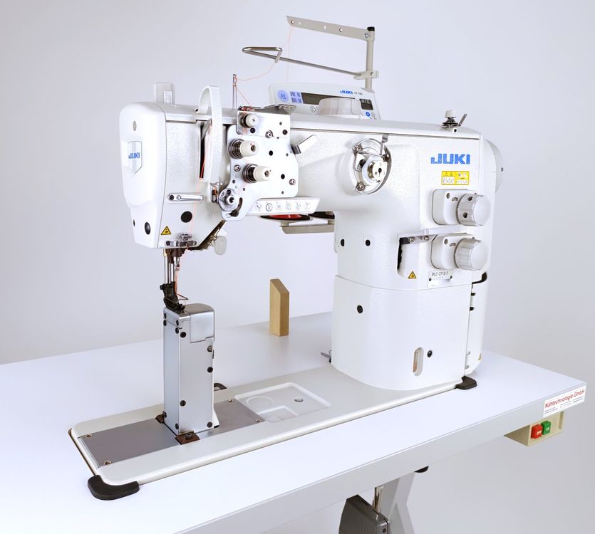 JUKI PLC-2710-7, Neue Säulen Industrienähmaschine (Neu und originalverpackt) in Rehetobel für ...