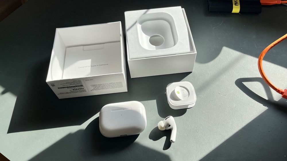Apple Air Pod Pro rechts mit Case (Gebraucht) in zürich für CHF 40 ...