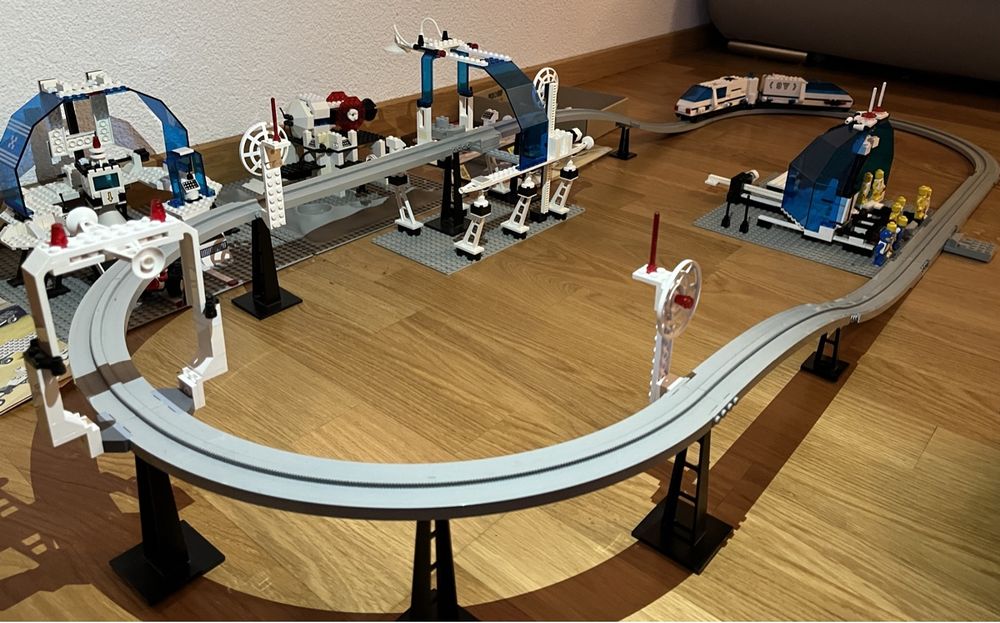 Lego Futuron Monorail 6990 / Cosmic Launcher 6953 / 6972 | Kaufen auf ...