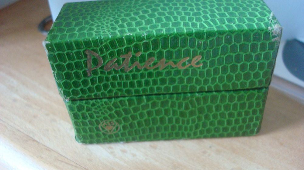 Mini Patience Karten in grüner Box (Gebraucht) in Münchenstein für CHF ...