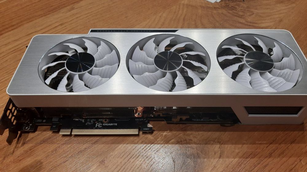 Gigabyte GeForce RTX 3080 Ti VISION OC 12G | Kaufen auf Ricardo