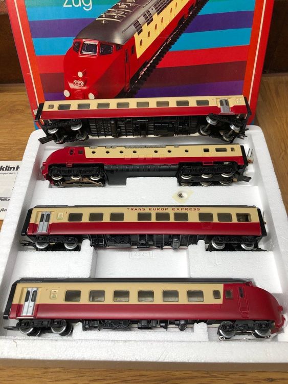 3071 + 4071 Märklin TEE + Zusatzwagen (Neu (gemäss Beschreibung)) in ...