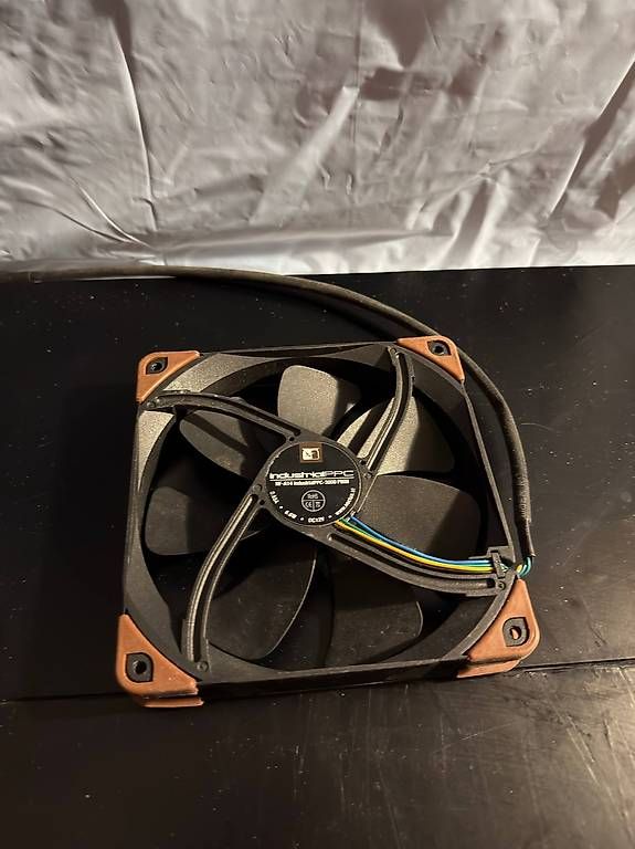 Ventilateur Noctua NF-A14 PWN Noir (D'occasion) à Ulmiz pour CHF 20 ...