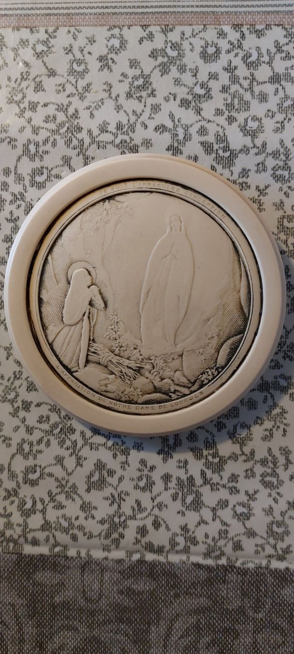 Kleines Bild der Marienerscheinung in der Grotte von Lourdes (Gebraucht) in Mettmenstetten für ...