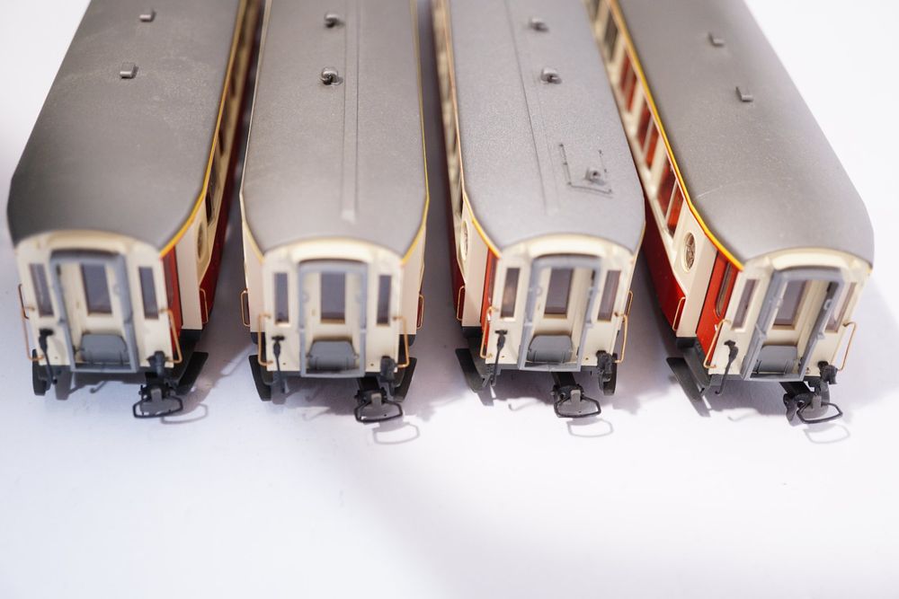 4∑ Bemo 3272/S vier Salonwagen der RhB A1141 - 1144 | Kaufen auf Ricardo