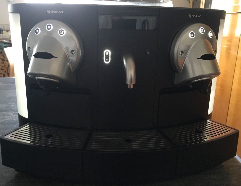 Nespresso Professional Type 705/CS200 | Kaufen auf Ricardo