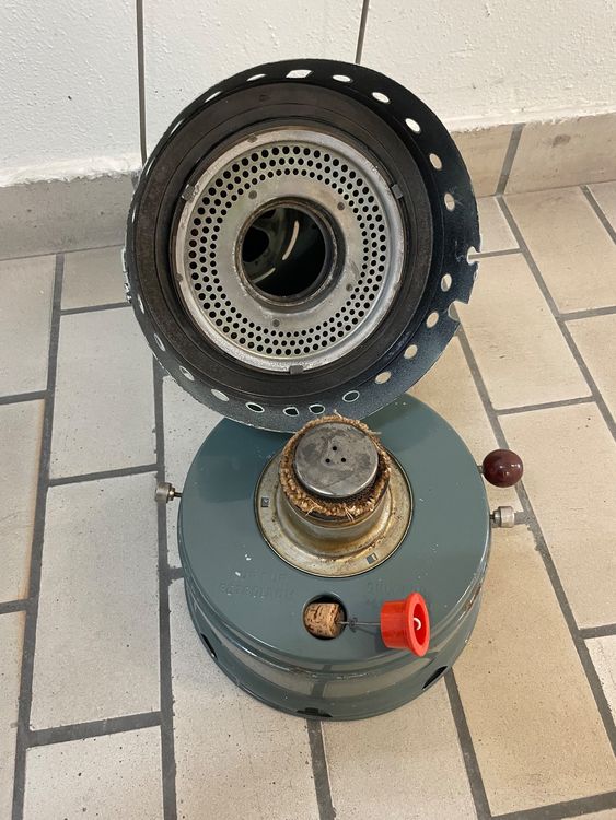 Turmofen L51 Militär Armee Petroleumofen Turm L51 Heizgerät (Gebraucht) in bad ragaz für CHF 45 ...