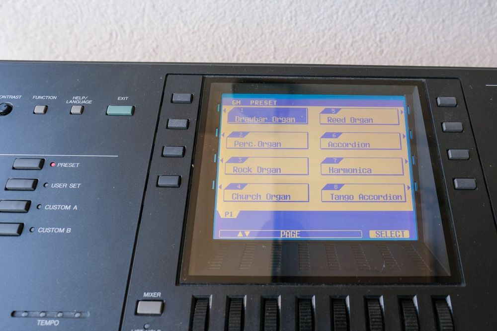 Keyboard Yamaha PSR 6000 (Gebraucht) in Winkel für CHF 82 – nur ...