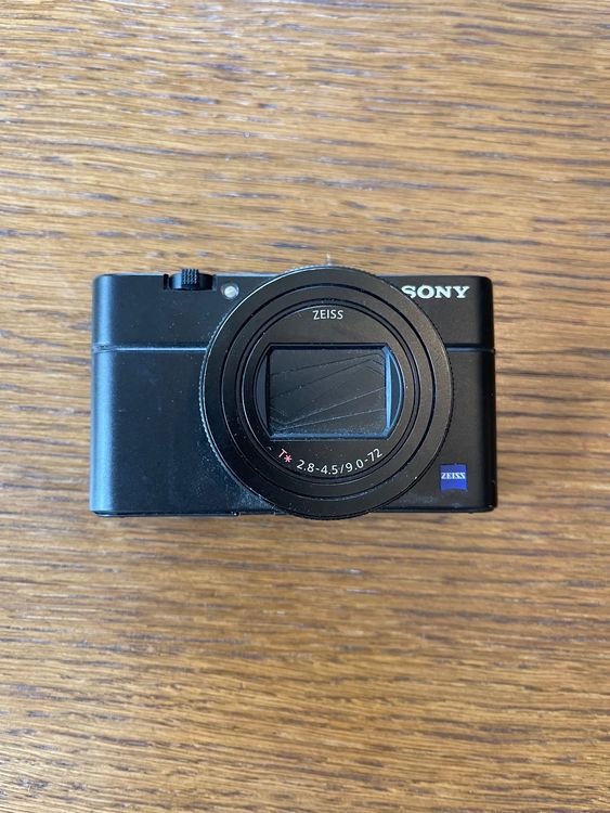 Sony RX100 M7 mit ministativ und 2 Batterien (Gebraucht) in Bottmingen ...