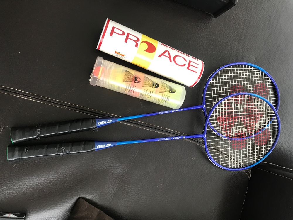 Badminton Rackets and Shuttlecocks | Kaufen auf Ricardo