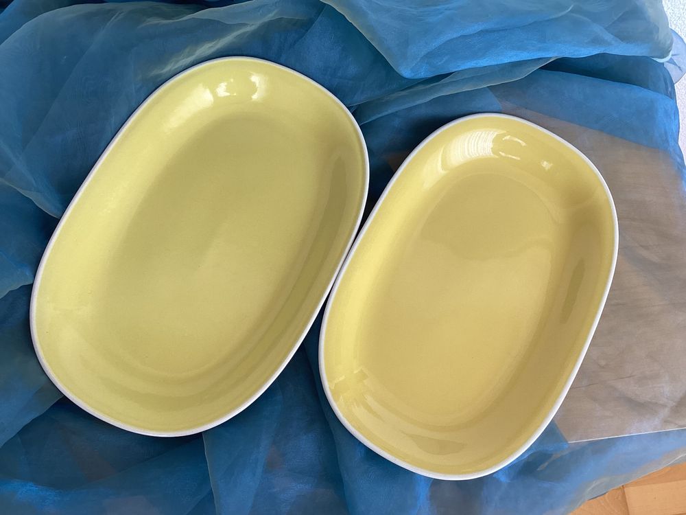 Rössler / 2 flache Platten gelb / 28 x 18,4cm | Kaufen auf Ricardo