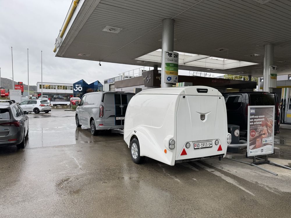 Remorque transport moto (D'occasion) à Eclépens pour CHF 5300 – retrait ...