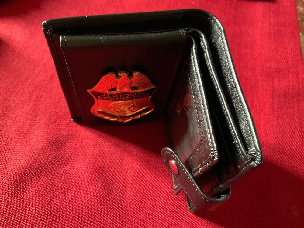 U.S. Customs and Border-New Badge Wallet Replik (Gebraucht) in Lugano ...