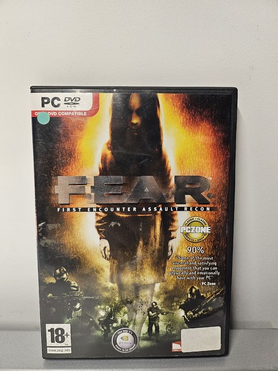 FEAR PC Game (Gebraucht) in Basel für CHF 6 – mit Lieferung auf Ricardo ...