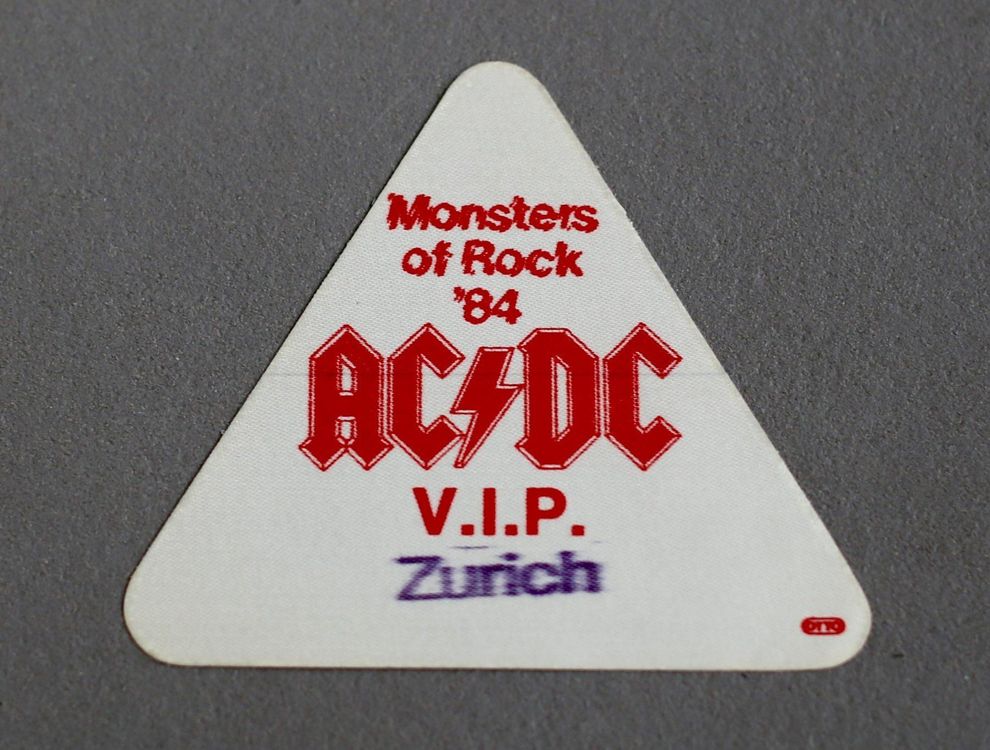 AC/DC, V.I.P Pass, Monsters of Rock '84 (Gebraucht) in Biel/Bienne für ...