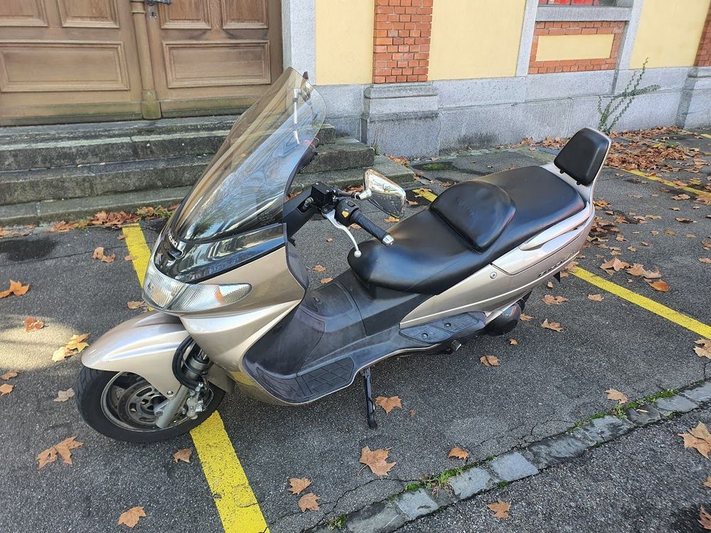 Suzuki AN 250 (Gebraucht) in für CHF 601 – nur Abholung auf Ricardo kaufen