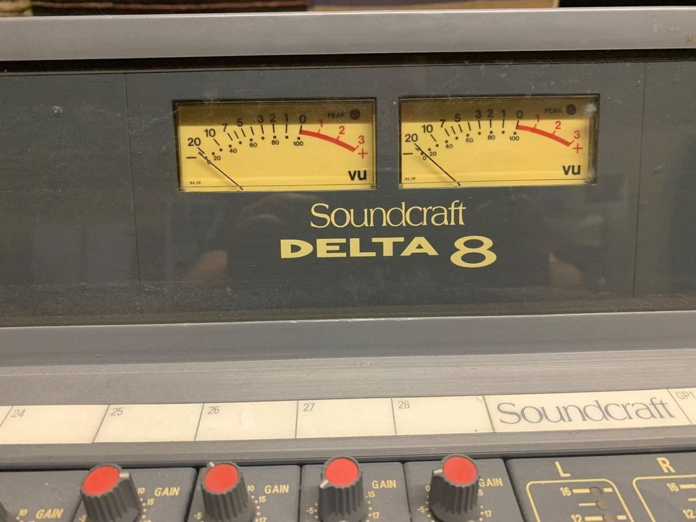 Soundcraft Delta 8 Studiomischpult (Gebraucht) in für CHF 300 – nur ...