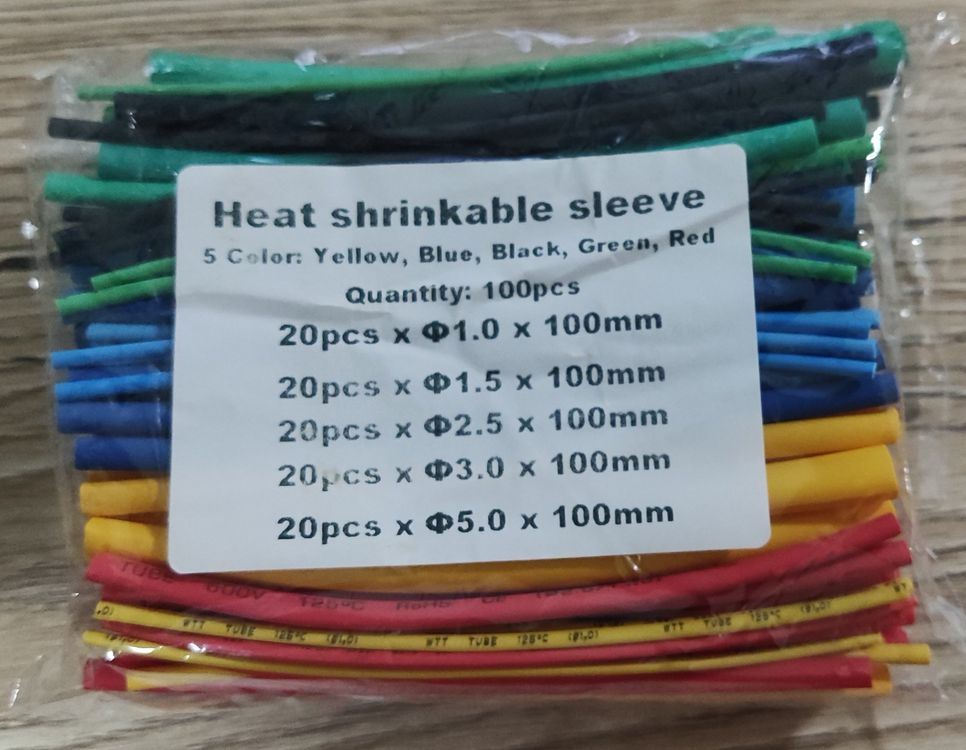 Kleines Schrumpfschlauch Set - 100 Stücke (Neu (gemäss Beschreibung)) in Uzwil für CHF 8 – mit ...