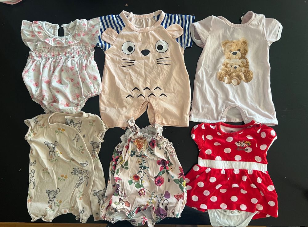Kleider Packet 13 Stück Mädchen 0-3 Monate | Kaufen auf Ricardo