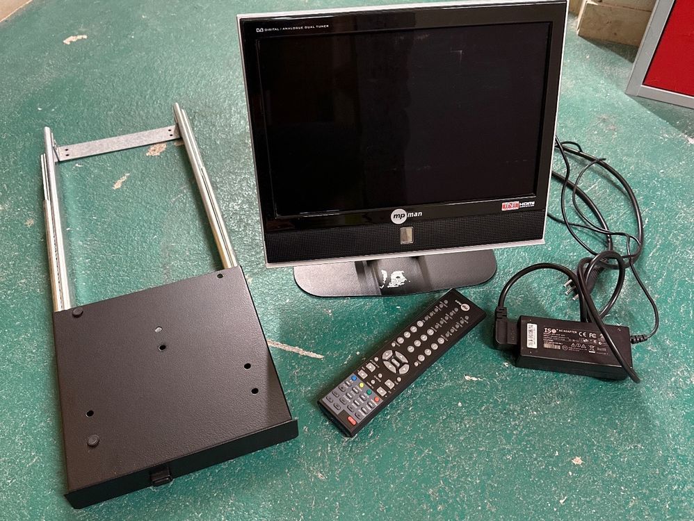 MP Man Bildschirm mit DVD Player | Kaufen auf Ricardo