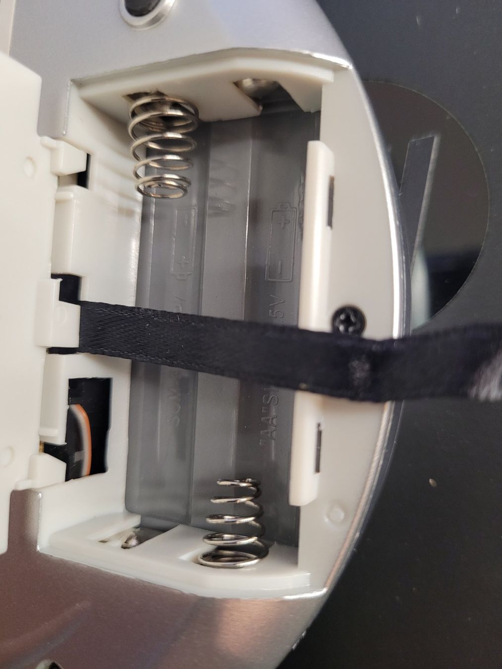 Portabler CD Playe Marke NewOne D1000 sehr guter Zustand (Gebraucht) in ...