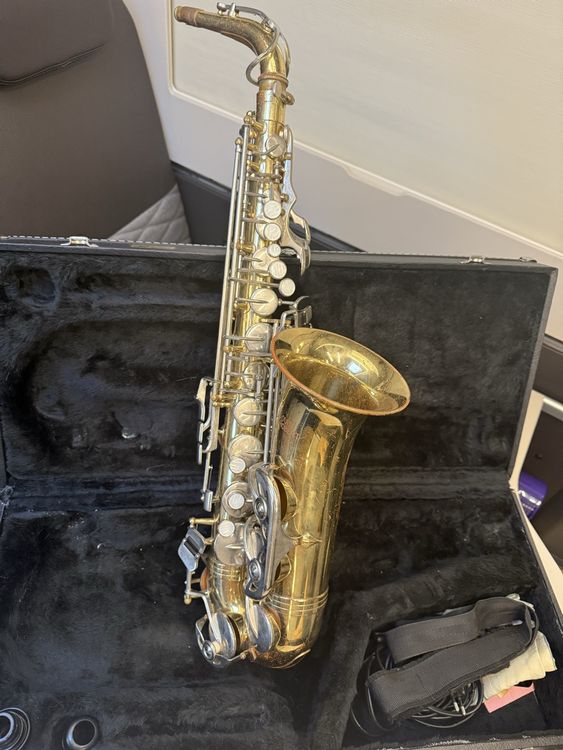 Saxophone Alto Vintage, Etui Inclus - Louis Robert (D'occasion) à ...