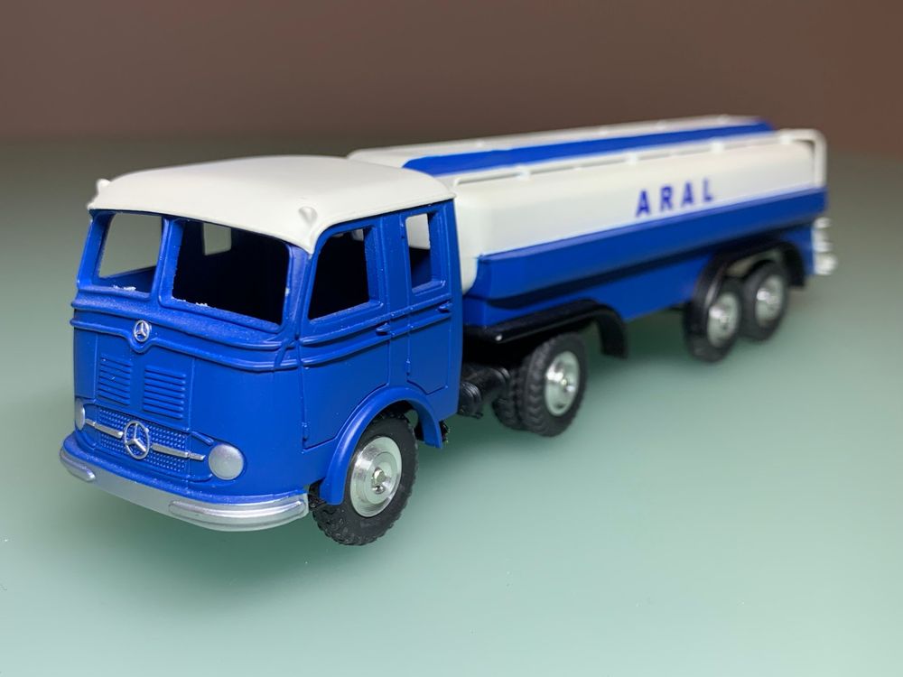 Sonderserie MÄRKLIN INSIDER Tank-Lastzug "ARAL" als Replikat (Neu (gemäss Beschreibung)) in SION ...