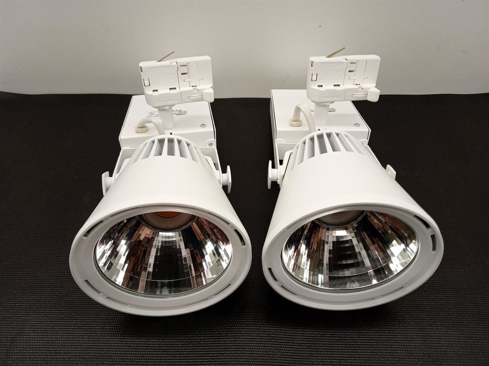 2x Scheinwerfer LED Lival | Kaufen auf Ricardo