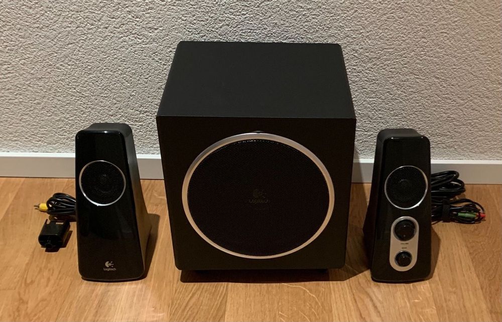 Logitech loudspeaker set with subwoofer (Gebraucht) in Näfels für CHF ...