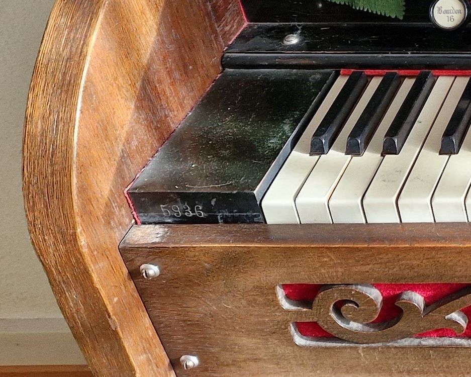 Harmonium Mannborg (Gebraucht) in Hittnau für CHF 200 – nur Abholung ...