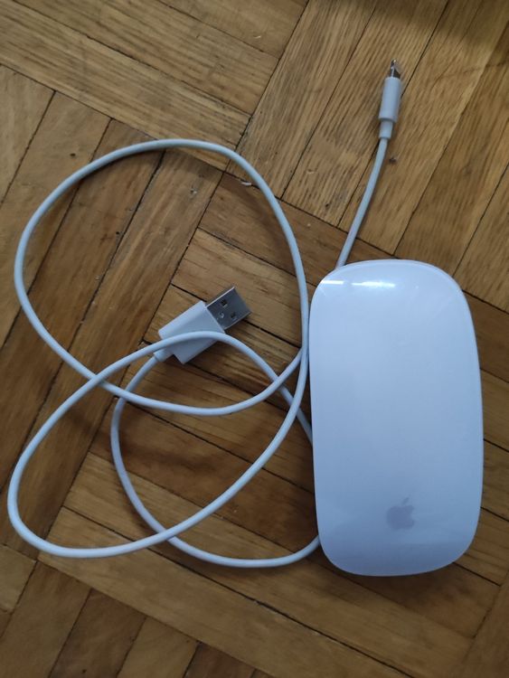 Apple magic mouse mit Kabel (Gebraucht) in Zürich für CHF 11 – mit ...