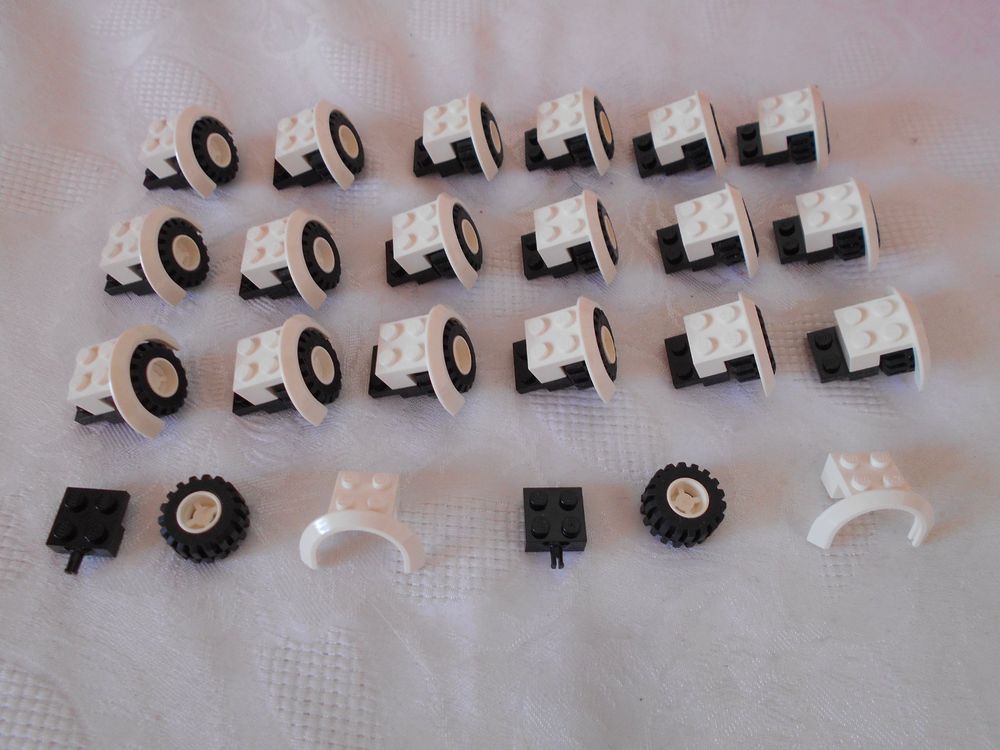 20 Lego Räder mit Radkasten ( Set 746 ) (Gebraucht) in Niederuzwil für CHF 6 – mit Lieferung auf ...