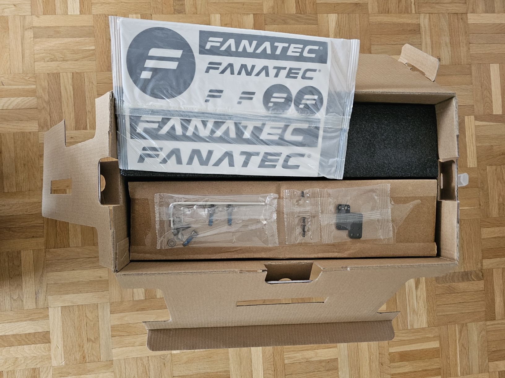 Fanatec BMW M3 GT2 V2 Lenkrad mit QR 1 (Neu (gemäss Beschreibung)) in ...