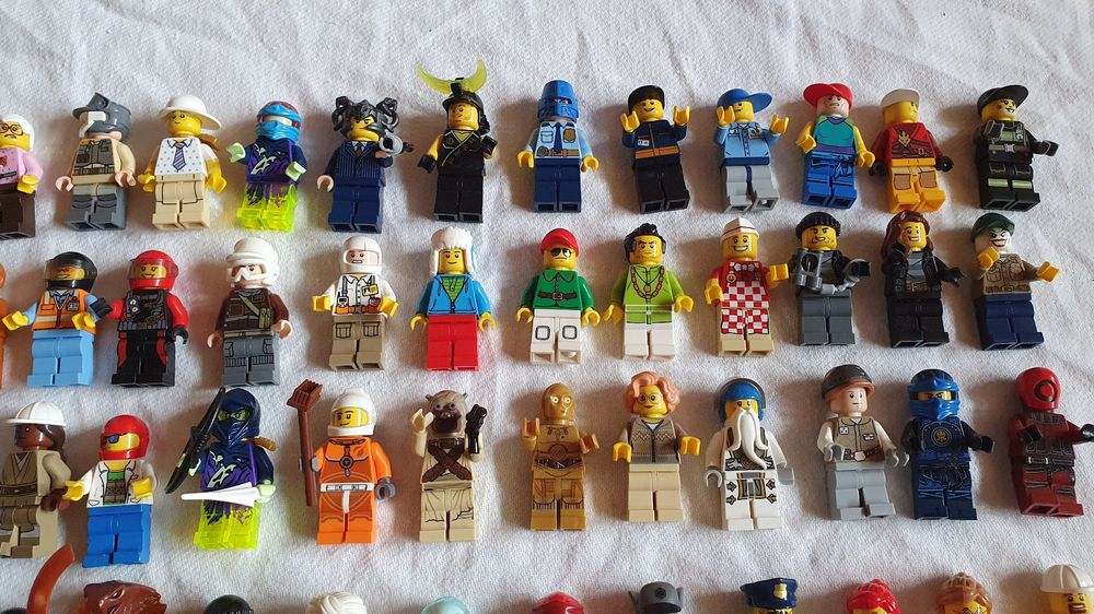 90 komplette LEGO System Figuren Minifiguren Ninjago kg (Gebraucht) in ...