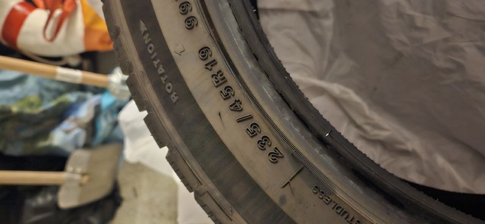 Tracmax X-Privilo S330 Winterreifen 235/45R19 Jeep Compass (Neu (gemäss ...