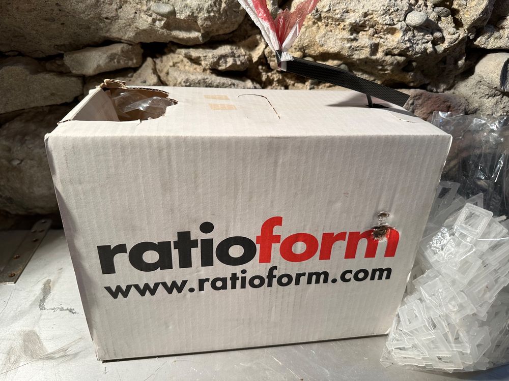 R091 RatioForm Verpackungsmaterial / Bindematerial (Gebraucht) in Wolfwil für CHF 1 – nur ...