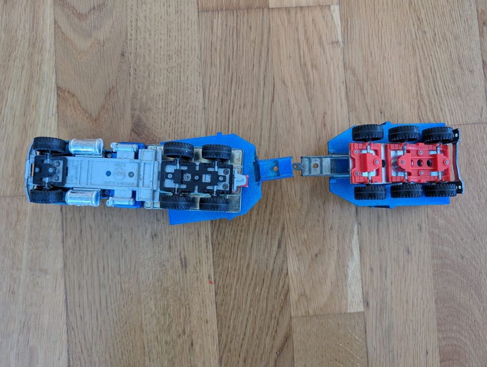 Siku 4013 Mack Schwertransporter mit Strassenbrücke 1:55 (Gebraucht) in ...