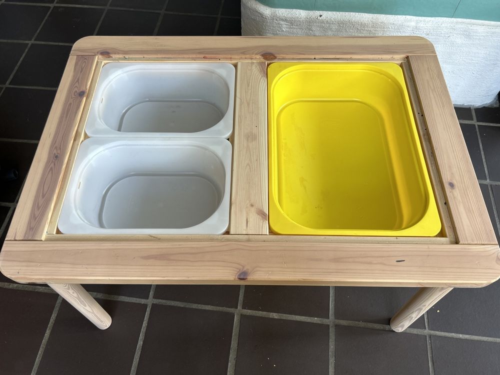 Kindertisch FLISAT IKEA (Gebraucht) in für CHF 27 – nur Abholung auf ...