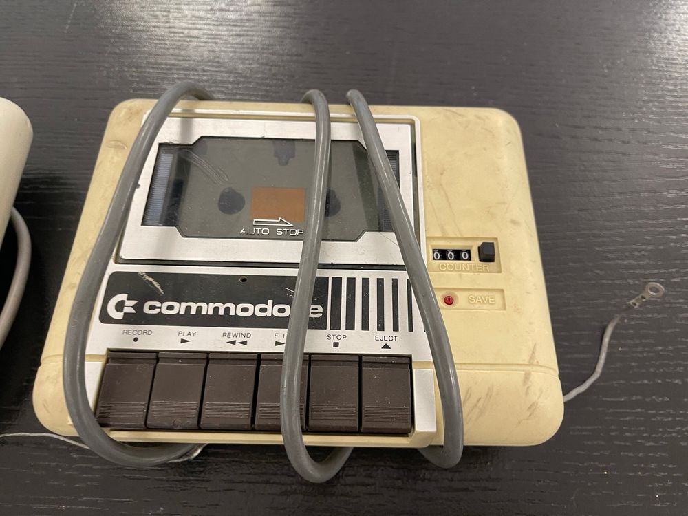 3 Stück Commodore 4403 Kassettenlaufwerk ab 1. CHF (Gebraucht) in Burgdorf für CHF 62 – mit ...