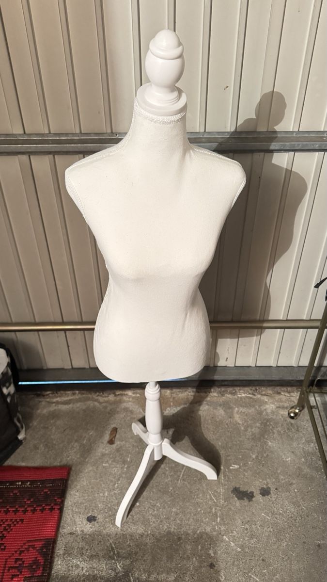 Schaufensterpuppe/Schneiderpuppe - Ideal für dein Atelier! (Gebraucht ...