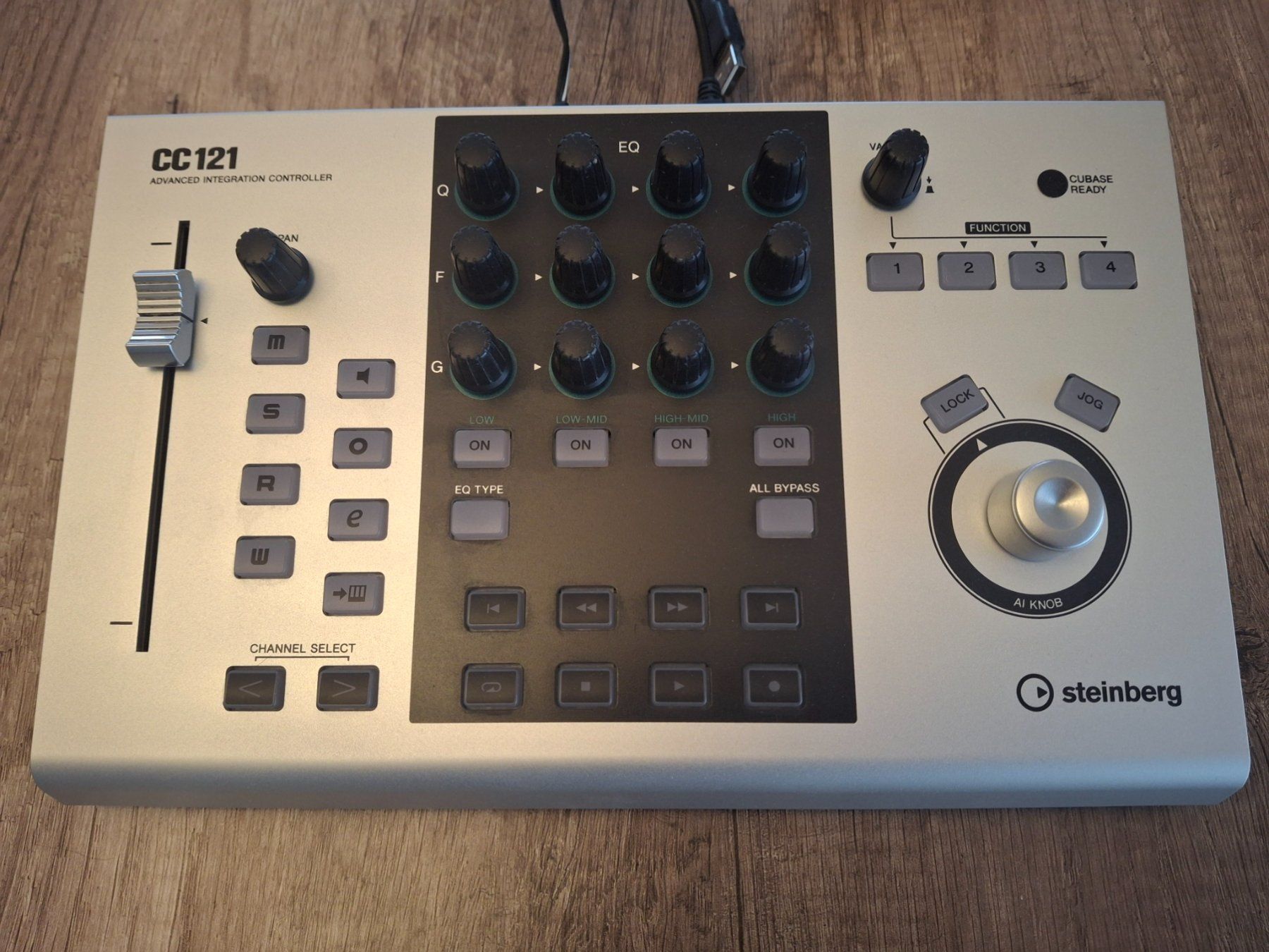Steinberg CC121 Controller Studio DAW CC 121 Midi Audio DAW (Gebraucht ...