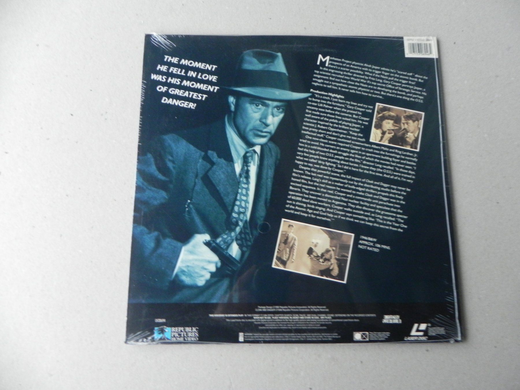 Mint Laserdisc Film Cloak & Dagger mit Gary Cooper L.Palmer (Neu und ...