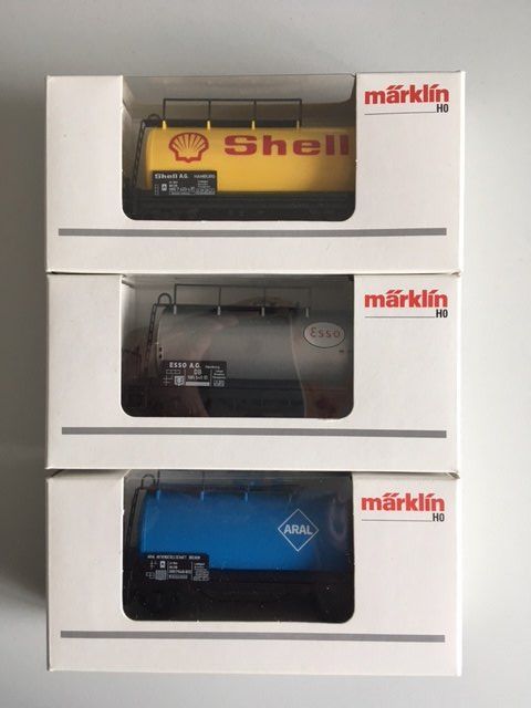 3 Tankwagen Märklin 4442, 4440 + 00750-22, Shell, ARAL, ESSO (Neu und ...