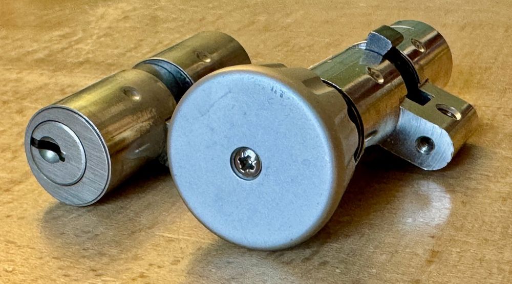 KABA-8 5000 Doppelzylinder und Drehknaufzylinder (Gebraucht) in Zürich ...